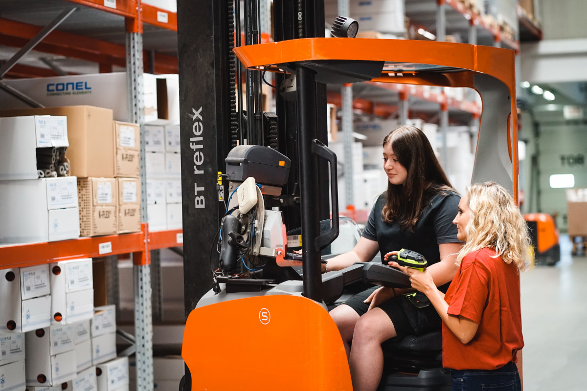 AUSBILDUNG (M/W/D) ZUR FACHKRAFT FÜR LAGERLOGISTIK | Gienger Regensburg KG